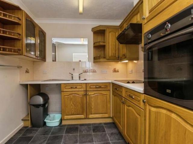 1 bedroom flat for sale in 304 Kingsgate, Pennsylvania Road, Exeter, Devon, EX4 6DH, EX4
