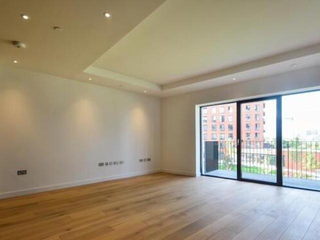 1 Bedroom Flat For Sale In 34 Botanic Square, London