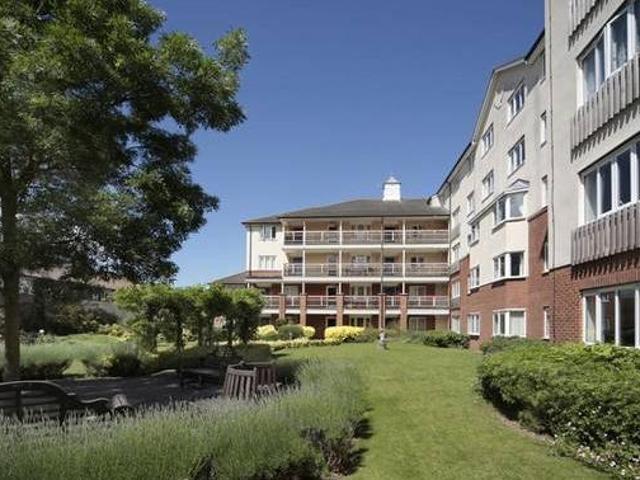 1 bedroom flat for sale in 36 Alston Court 15 Crowstone Road WestcliffOnSea Essex SS0 8EH SS0