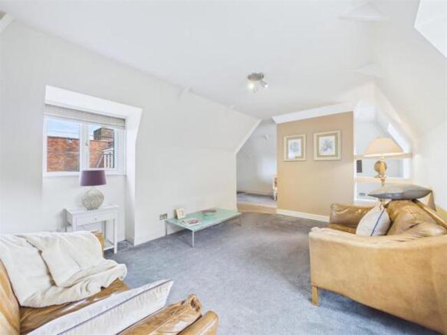 1 bedroom flat for sale in 36 Stumperlowe Mansions, Stumperlowe Lane, Fulwood, Sheffield, S10