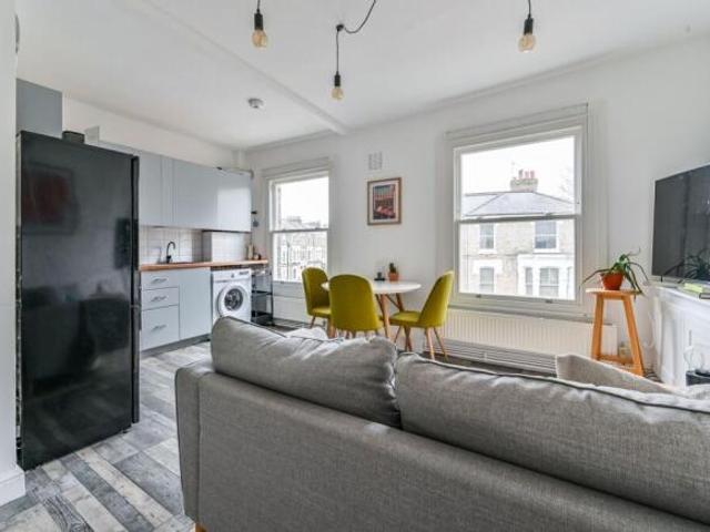 1 bedroom flat for sale in Tabley Road, Tufnell Park, London, N7