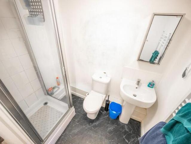 1 bedroom flat for sale in Tattershall Court, Stoke On Trent, ST4