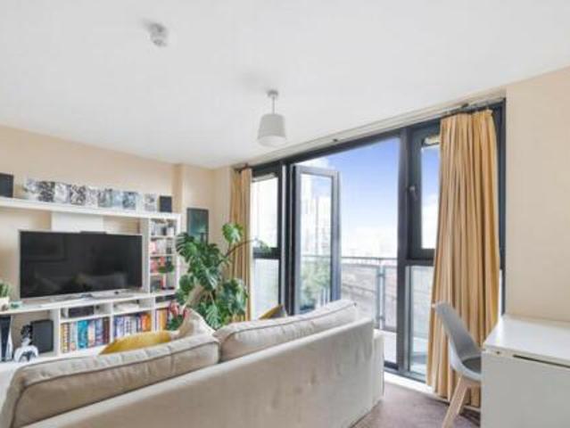 1 Bedroom Flat For Sale In Taylor Pl, London