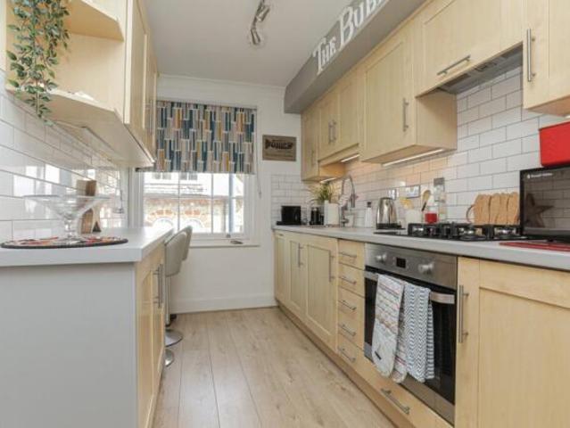 1 bedroom flat for sale in Terrys Lane, Whitstable, Kent, CT5