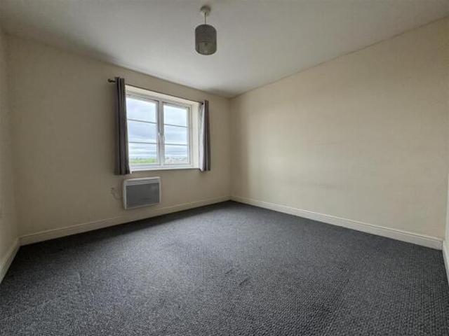 1 bedroom flat for sale in Thomas Edward Coard, Cricklade Road, Swindon, SN2