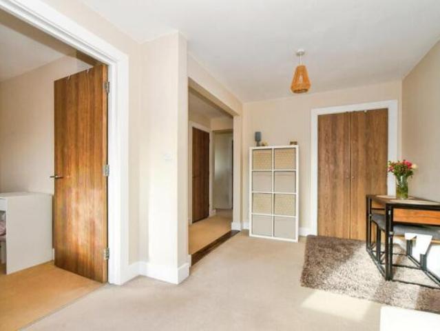 1 bedroom flat for sale in Thomas Street, SWINDON, Wiltshire, SN2
