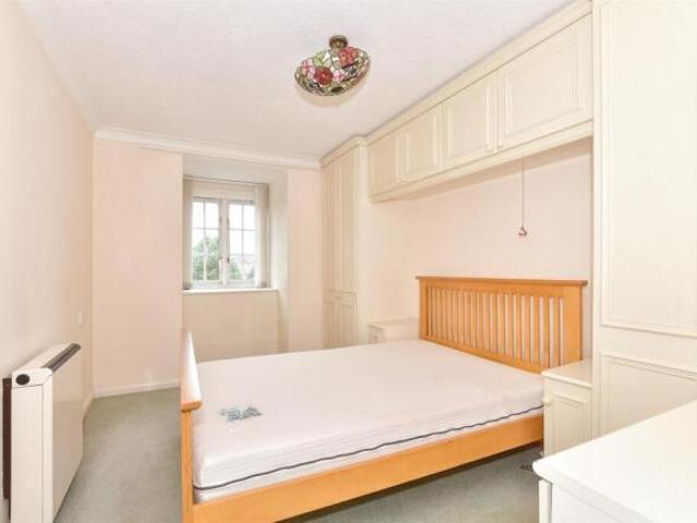 1 bedroom flat for sale in The Causeway, Canterbury, Kent, CT1