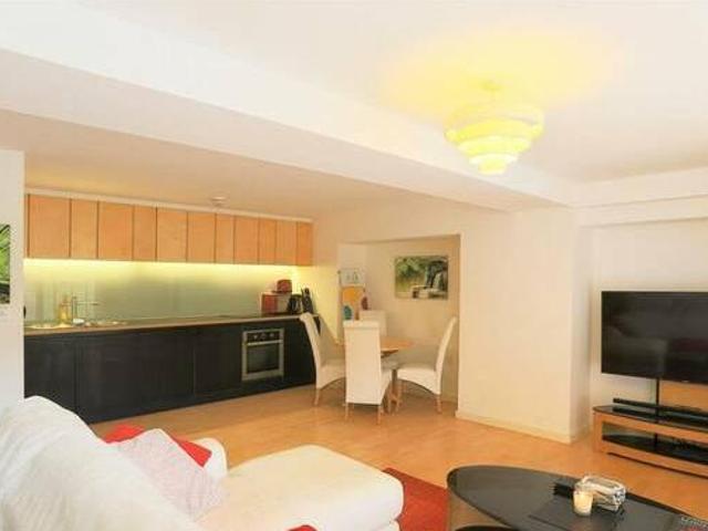 1 bedroom flat for sale in The Avenue Leeds LS9