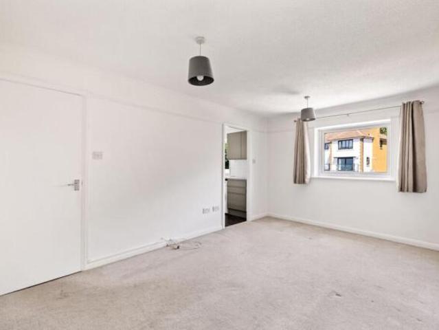 1 bedroom flat for sale in The Esplanade, Sandgate, Folkestone, CT20