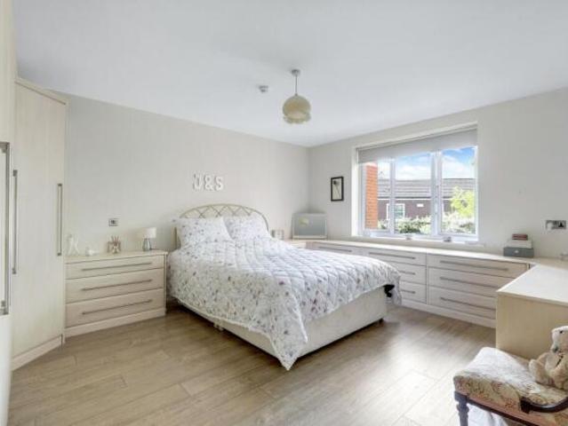 1 bedroom flat for sale in The Firs, Nottingham, NG5