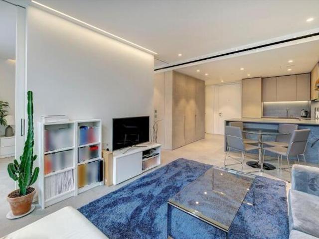 1 bedroom flat for sale in The Nova Building, 87 Buckingham Palace Road, Victoria, London SW1W