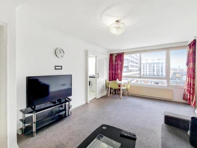 1 bedroom flat for sale in THE WATER GARDENS, London, W2