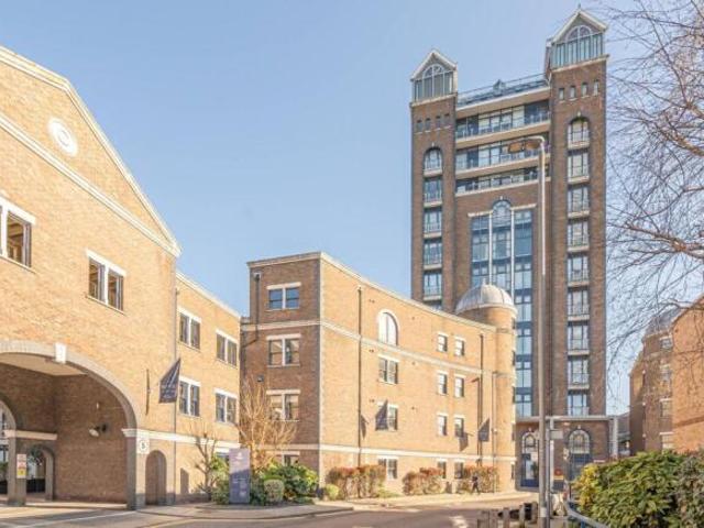 1 bedroom flat for sale in The Wharf Collection, Battersea, London, SW11