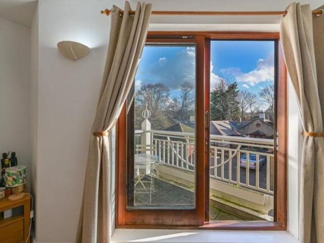 1 bedroom flat for sale in Thurlow Park Road, West Dulwich, London, SE21