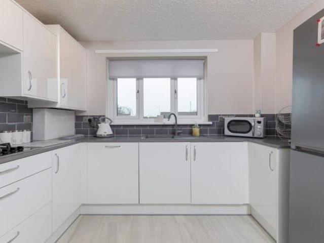 1 bedroom flat for sale in Troon Place, Newton Mearns, G77