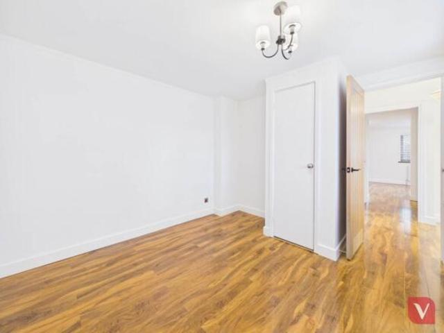 1 bedroom flat for sale in Truncalls, Sutherland Place, Luton, LU1
