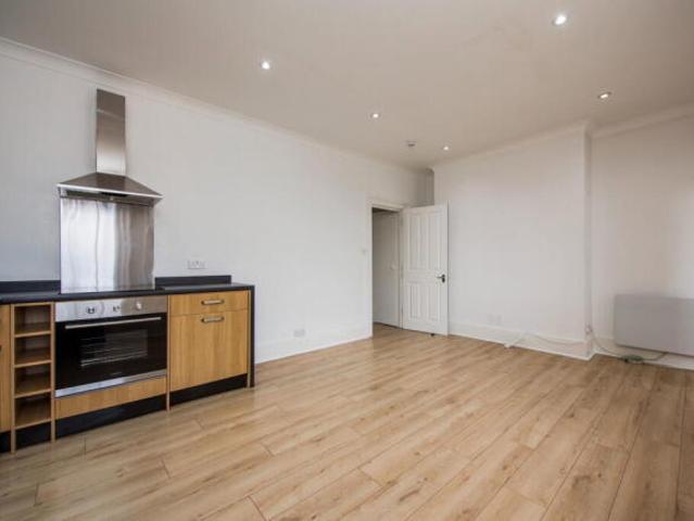 1 bedroom flat for sale in Upper Grosvenor Road, Tunbridge Wells, TN1