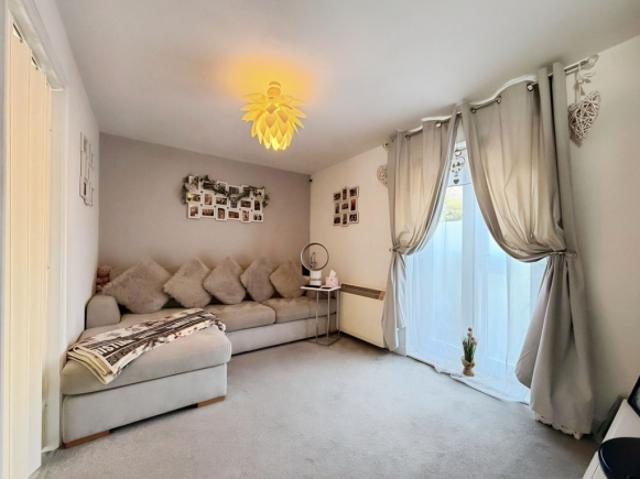 1 bedroom flat for sale in Vistula Crescent, Haydon End, SN25