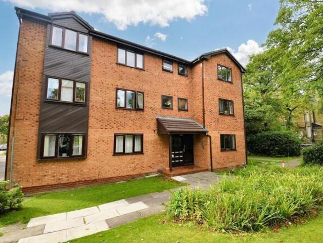 1 bedroom flat for sale in Voltaire Avenue, St. James Court, M6