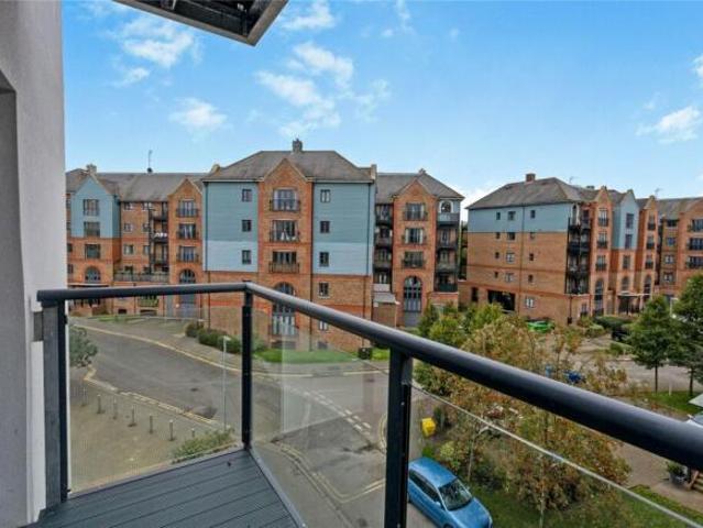 1 bedroom flat for sale in Walters Farm Road, Tonbridge, Kent, TN9