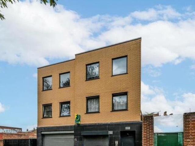 1 Bedroom Flat For Sale In Walthamstow, London
