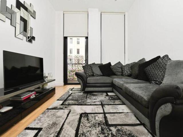 1 bedroom flat for sale in Waterhouse Court, Chelmsford, CM1 1QZ, CM1