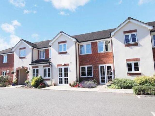 1 Bedroom Flat For Sale In Watford