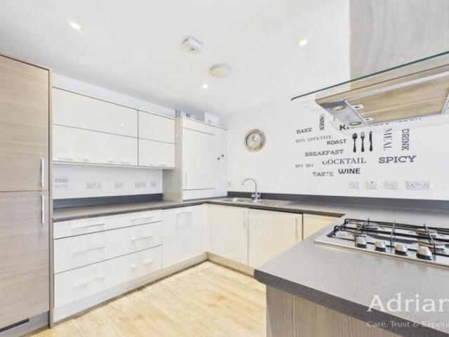 1 bedroom flat for sale in Watson Heights, CM1