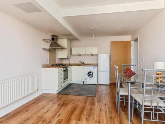 1 bedroom flat for sale in Waverley House, Cathedral Walk, Bristol, BS1