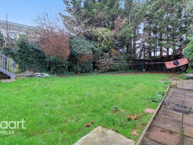 1 bedroom flat for sale in Wembley, HA0