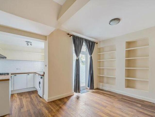 1 Bedroom Flat For Sale In West Kensington, London