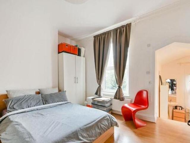 1 Bedroom Flat For Sale In West Kensington, London