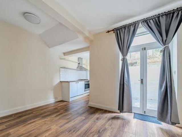 1 Bedroom Flat For Sale In West Kensington, London