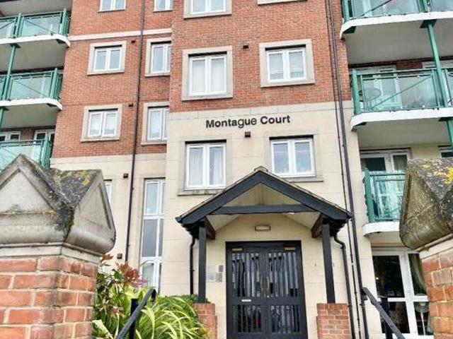 1 Bedroom Flat For Sale In Westcliff on sea, Essex