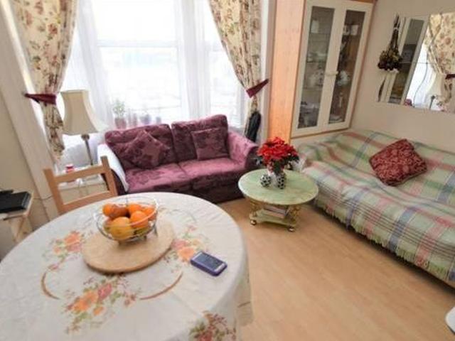 1 bedroom flat for sale in WHAT A CONVERSION MUST BE SEEN CR0