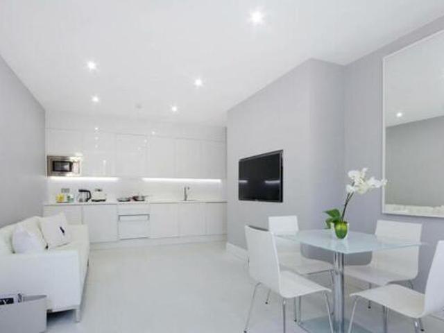 1 Bedroom Flat For Sale In Wimbledon, London