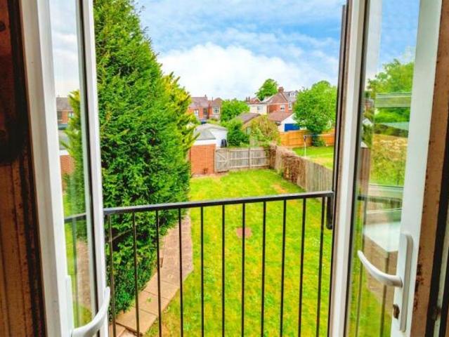 1 bedroom flat for sale in Winchester Road, Southampton, SO16