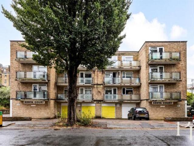 1 bedroom flat for sale in Windlesham Gardens, Brighton, BN1