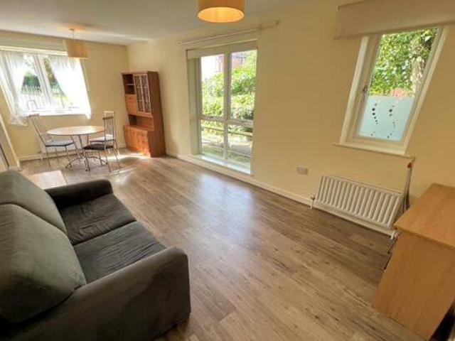 1 Bedroom Flat For Sale In Woodside Park