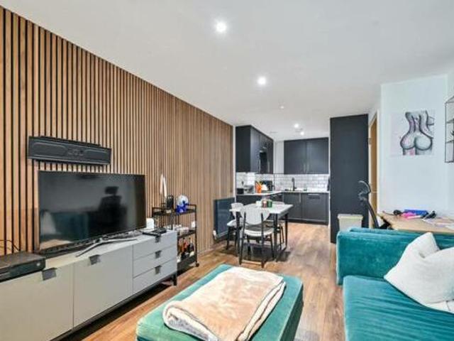 1 Bedroom Flat For Sale In Woolwich Riverside, London