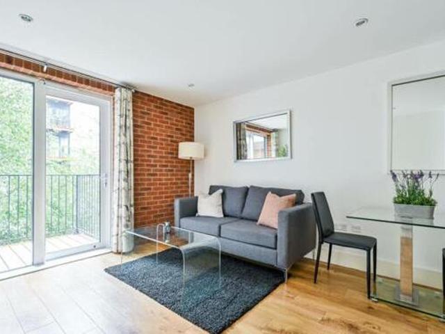 1 Bedroom Flat For Sale In Woolwich Riverside, London