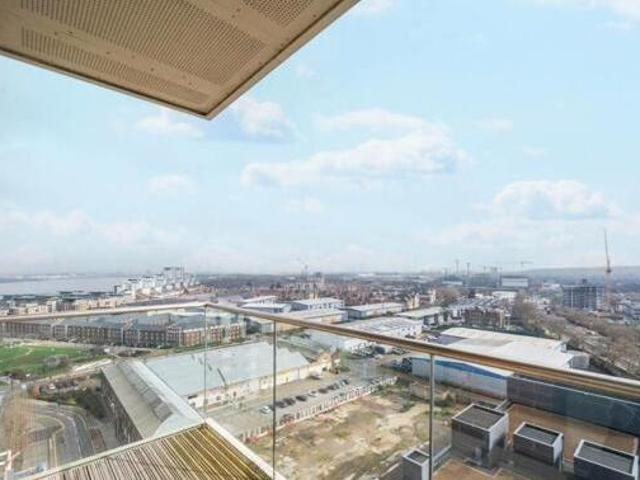 1 Bedroom Flat For Sale In Woolwich Riverside, London