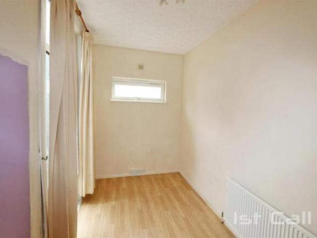 1 bedroom flat for sale in York Road, Southend On Sea, SS1