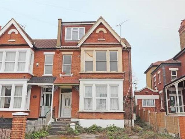 1 bedroom flat for sale in York Road SouthendOnSea SS1