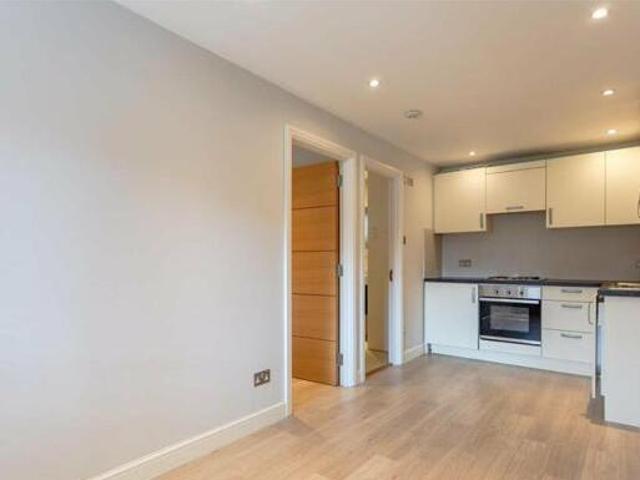 1 Bedroom Flat For Sale In Acton, London