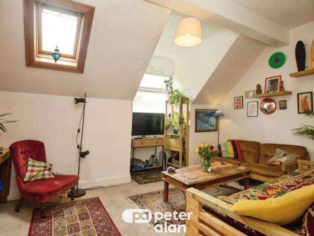 1 bedroom flat for sale in Albany Road, CARDIFF, CF24