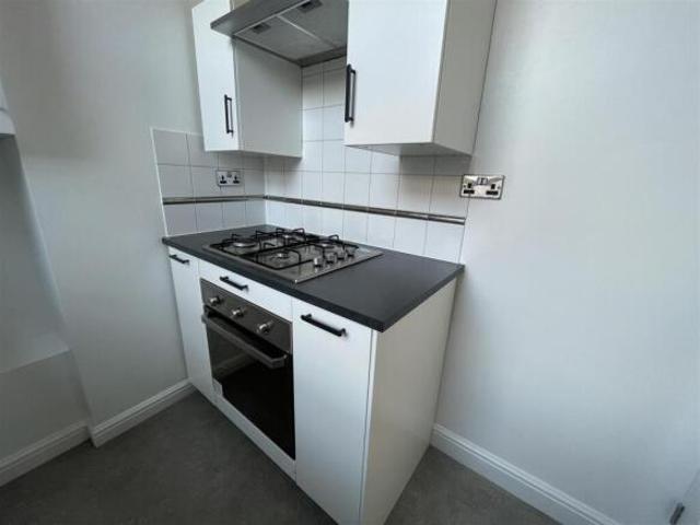1 bedroom flat for sale in Albert Road, Southsea, PO5