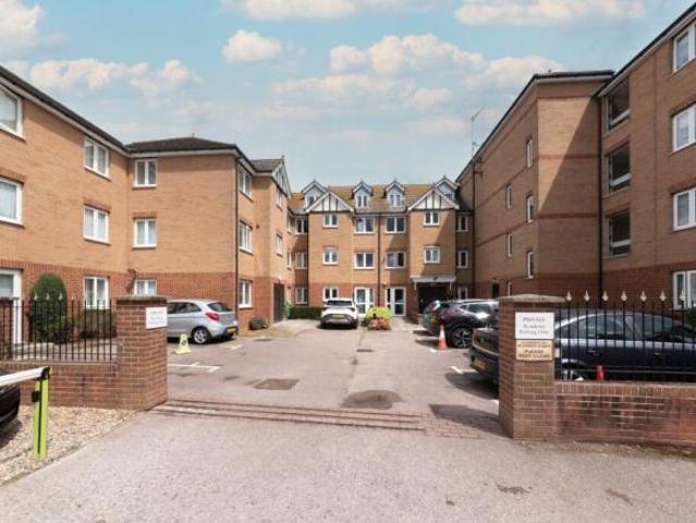 1 bedroom flat for sale in Albion Road, Birchington, CT7