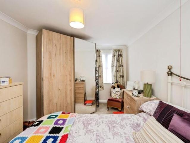 1 bedroom flat for sale in Alexandra Road, Gorseinon, Swansea, SA4