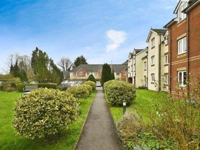 1 Bedroom Flat For Sale In Alton